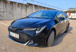 Black Toyota Corolla 2021 in Vilnius, with an engine capacity of 1.80 L and mileage of 75 thousand km for 21900 €, photo 5 on AUTOMOTO.COM.LV