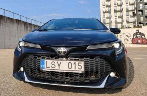 Black Toyota Corolla 2021 in Vilnius, with an engine capacity of 1.80 L and mileage of 75 thousand km for 21900 €, photo 9 on AUTOMOTO.COM.LV