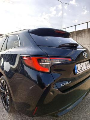 Black Toyota Corolla 2021 in Vilnius, with an engine capacity of 1.80 L and mileage of 75 thousand km for 21900 €, photo 11 on AUTOMOTO.COM.LV
