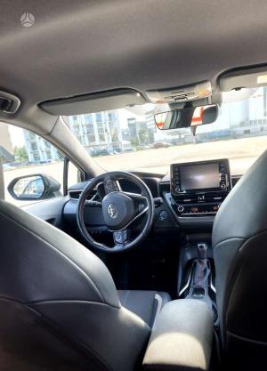 Black Toyota Corolla 2021 in Vilnius, with an engine capacity of 1.80 L and mileage of 75 thousand km for 21900 €, photo 14 on AUTOMOTO.COM.LV