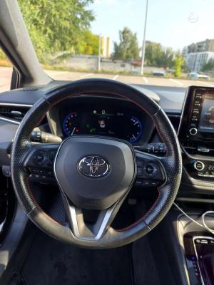 Black Toyota Corolla 2021 in Vilnius, with an engine capacity of 1.80 L and mileage of 75 thousand km for 21900 €, photo 17 on AUTOMOTO.COM.LV
