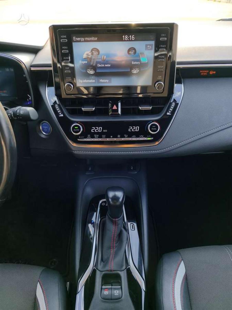 Black Toyota Corolla 2021 in Vilnius, with an engine capacity of 1.80 L and mileage of 75 thousand km for 21900 €, photo 18 on AUTOMOTO.COM.LV