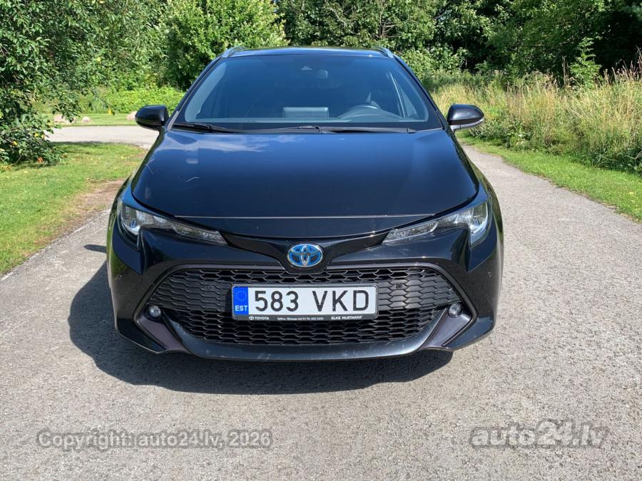 Черный Тойота Королла 2021 в Таллин, объемом двигателя 1.80 л и пробегом 77 тыс. км за 19300 €, фото 3 на AUTOMOTO.COM.LV