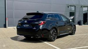 Melns Toyota Corolla 2021 Viļņa, ar dzinēja tilpumu 1.99 L un nobraukumu 132 tūkst. km par 21500 €, foto 3 vietnē AUTOMOTO.COM.LV