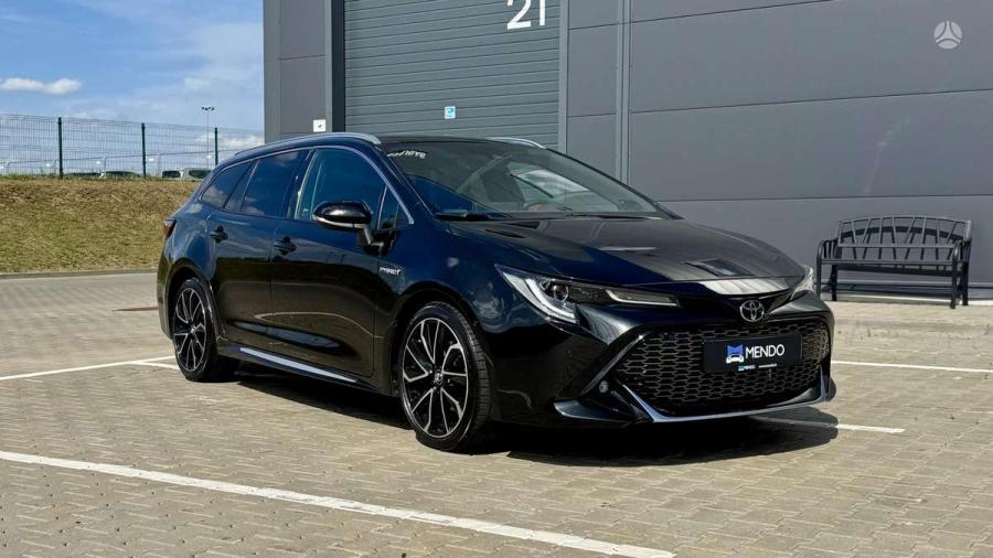 Melns Toyota Corolla 2021 Viļņa, ar dzinēja tilpumu 1.99 L un nobraukumu 132 tūkst. km par 21500 €, foto 4 vietnē AUTOMOTO.COM.LV
