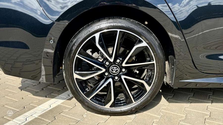 Melns Toyota Corolla 2021 Viļņa, ar dzinēja tilpumu 1.99 L un nobraukumu 132 tūkst. km par 21500 €, foto 14 vietnē AUTOMOTO.COM.LV