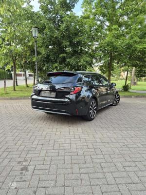 Melns Toyota Corolla 2021 Šauļi, ar dzinēja tilpumu 1.80 L un nobraukumu 300 tūkst. km par 13350 €, foto 4 vietnē AUTOMOTO.COM.LV