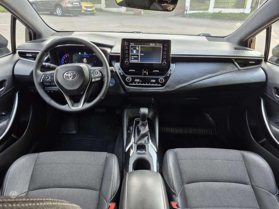 Melns Toyota Corolla 2021 Šauļi, ar dzinēja tilpumu 1.80 L un nobraukumu 300 tūkst. km par 13350 €, foto 6 vietnē AUTOMOTO.COM.LV