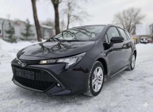 Melns Toyota Corolla 2022 Klaipėda, ar dzinēja tilpumu 1.80 L un nobraukumu 53 tūkst. km par 18300 €, foto 2 vietnē AUTOMOTO.COM.LV