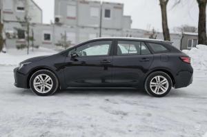 Melns Toyota Corolla 2022 Klaipėda, ar dzinēja tilpumu 1.80 L un nobraukumu 53 tūkst. km par 18300 €, foto 7 vietnē AUTOMOTO.COM.LV