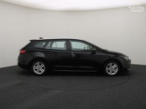 Black Toyota Corolla 2022 in Vilnius, with an engine capacity of 1.80 L and mileage of 204 thousand km for 16799 €, photo 9 on AUTOMOTO.COM.LV