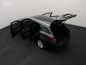 Black Toyota Corolla 2022 in Vilnius, with an engine capacity of 1.80 L and mileage of 204 thousand km for 16799 €, photo 13 on AUTOMOTO.COM.LV