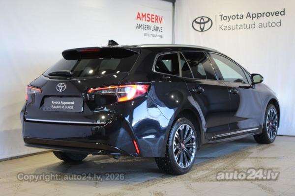 Melns Toyota Corolla 2022 Tallina, ar dzinēja tilpumu 1.80 L un nobraukumu 92 tūkst. km par 21990 €, foto 2 vietnē AUTOMOTO.COM.LV