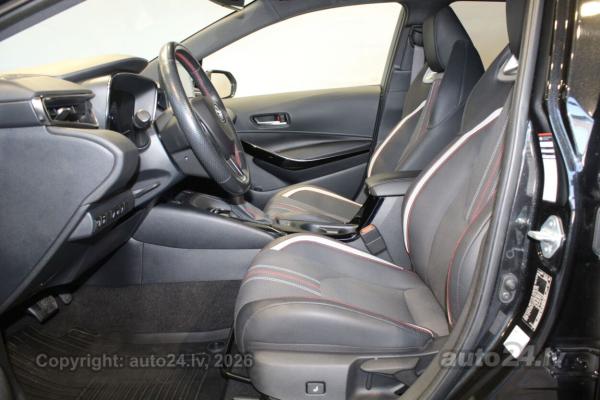 Black Toyota Corolla 2022 in Tallinn, with an engine capacity of 1.80 L and mileage of 92 thousand km for 21990 €, photo 11 on AUTOMOTO.COM.LV