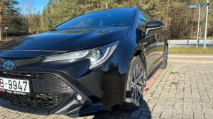 Melns Toyota Corolla 2022 Valka, ar dzinēja tilpumu 2.00 L un nobraukumu 128 tūkst. km par 18700 €, foto  vietnē AUTOMOTO.COM.LV