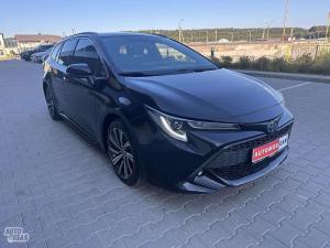 Black Toyota Corolla 2022 in Vilnius, with an engine capacity of 1.80 L and mileage of 156 thousand km for 19950 €, photo 6 on AUTOMOTO.COM.LV