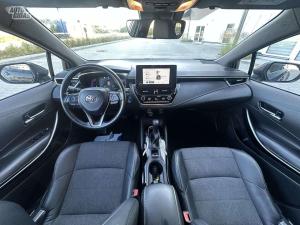 Black Toyota Corolla 2022 in Vilnius, with an engine capacity of 1.80 L and mileage of 156 thousand km for 19950 €, photo 26 on AUTOMOTO.COM.LV