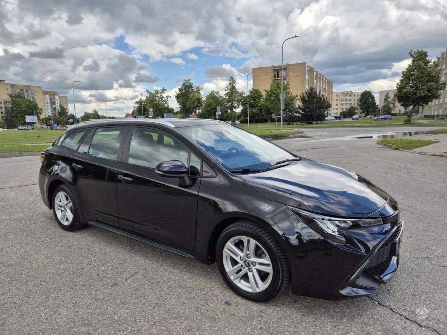 Melns Toyota Corolla 2022 Panevēža, ar dzinēja tilpumu 1.80 L un nobraukumu 391 tūkst. km par 12100 €, foto 7 vietnē AUTOMOTO.COM.LV