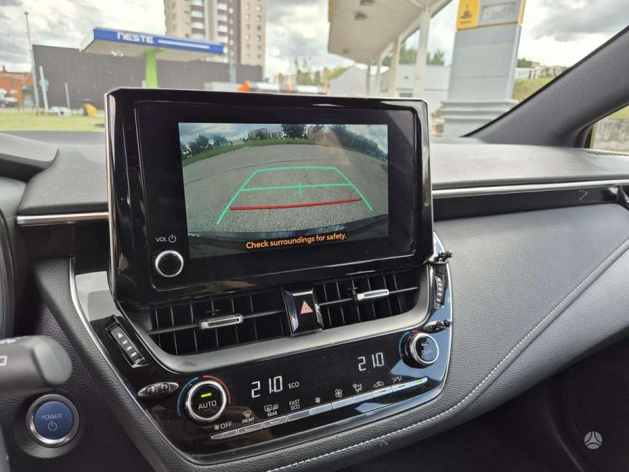 Melns Toyota Corolla 2022 Panevēža, ar dzinēja tilpumu 1.80 L un nobraukumu 391 tūkst. km par 12100 €, foto 18 vietnē AUTOMOTO.COM.LV