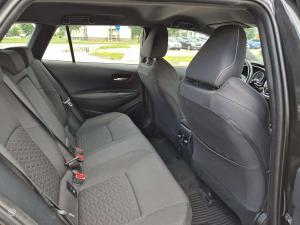 Melns Toyota Corolla 2022 Panevēža, ar dzinēja tilpumu 1.80 L un nobraukumu 391 tūkst. km par 12100 €, foto 25 vietnē AUTOMOTO.COM.LV