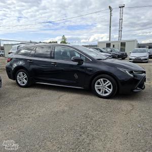 Черный Тойота Королла 2022 в Каунас, объемом двигателя 1.80 л и пробегом 197 тыс. км за 15750 €, фото 3 на AUTOMOTO.COM.LV