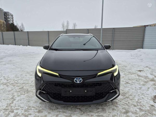 Melns Toyota Corolla 2023 Panevēža, ar dzinēja tilpumu 1.80 L un nobraukumu 272 tūkst. km par 14800 €, foto 7 vietnē AUTOMOTO.COM.LV