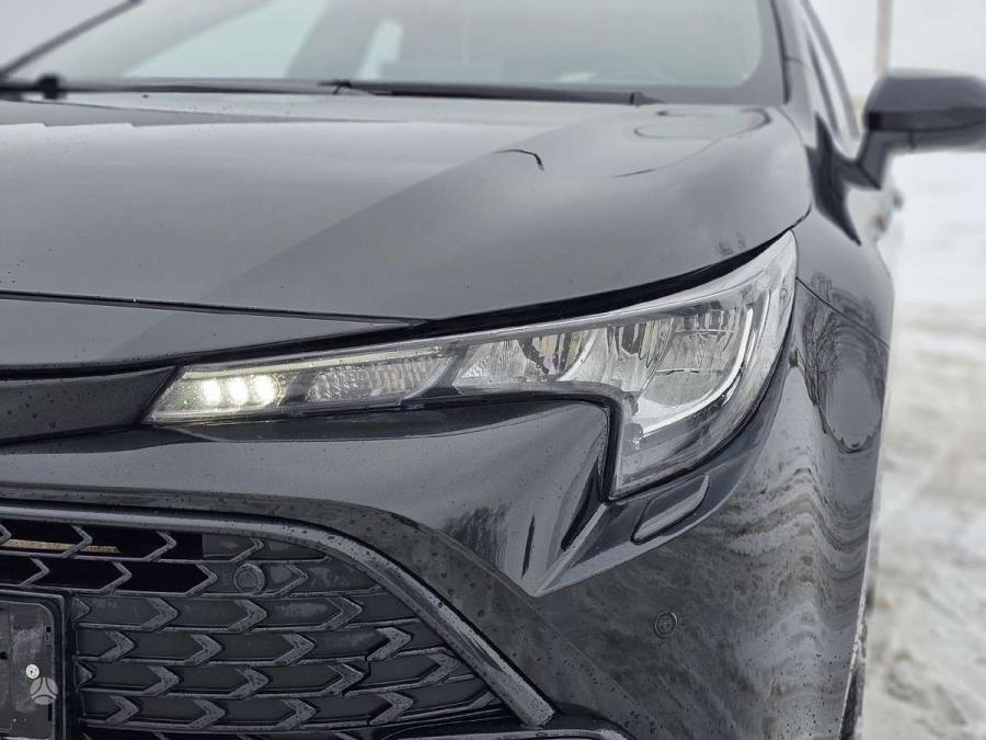 Melns Toyota Corolla 2023 Rokiškis, ar dzinēja tilpumu 1.80 L un nobraukumu 250 tūkst. km par 14750 €, foto 5 vietnē AUTOMOTO.COM.LV