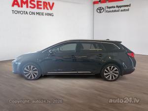 Black Toyota Corolla 2023 in Viljandi, with an engine capacity of 1.80 L and mileage of 49 thousand km for 22490 €, photo 5 on AUTOMOTO.COM.LV