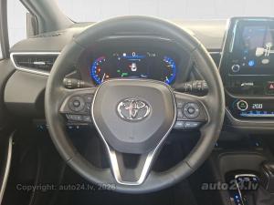 Black Toyota Corolla 2023 in Viljandi, with an engine capacity of 1.80 L and mileage of 49 thousand km for 22490 €, photo 14 on AUTOMOTO.COM.LV