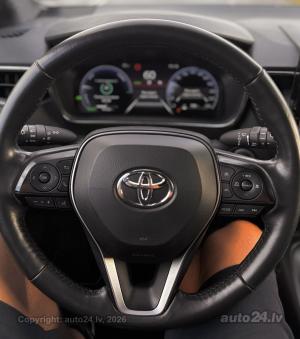Black Toyota Corolla 2023 in Tallinn, with an engine capacity of 1.80 L and mileage of 101 thousand km for 18490 €, photo 20 on AUTOMOTO.COM.LV