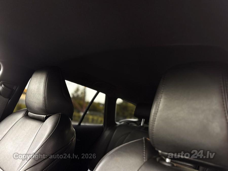 Black Toyota Corolla 2023 in Tallinn, with an engine capacity of 1.80 L and mileage of 101 thousand km for 18490 €, photo 21 on AUTOMOTO.COM.LV