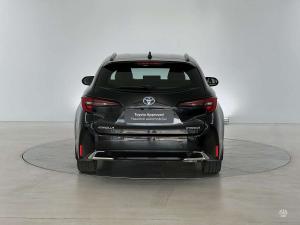 Black Toyota Corolla 2023 in Vilnius, with an engine capacity of 1.80 L and mileage of 72 thousand km for 21900 €, photo 5 on AUTOMOTO.COM.LV