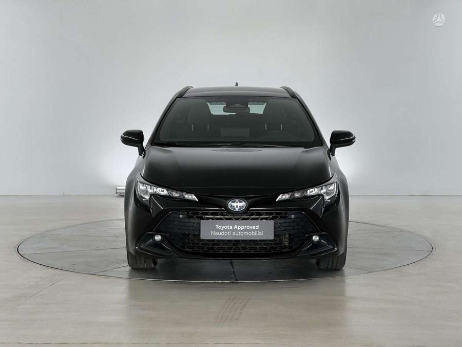 Black Toyota Corolla 2023 in Vilnius, with an engine capacity of 1.80 L and mileage of 72 thousand km for 21900 €, photo 6 on AUTOMOTO.COM.LV