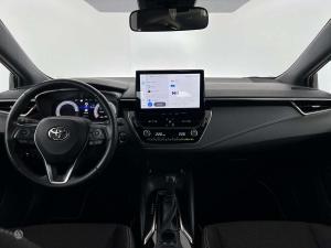 Black Toyota Corolla 2023 in Vilnius, with an engine capacity of 1.80 L and mileage of 72 thousand km for 21900 €, photo 9 on AUTOMOTO.COM.LV