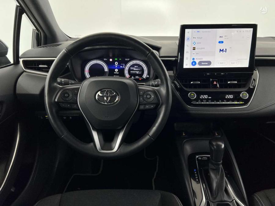 Black Toyota Corolla 2023 in Vilnius, with an engine capacity of 1.80 L and mileage of 72 thousand km for 21900 €, photo 10 on AUTOMOTO.COM.LV