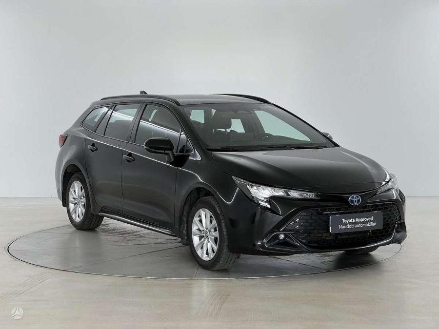 Black Toyota Corolla 2023 in Vilnius, with an engine capacity of 1.80 L and mileage of 72 thousand km for 21900 €, photo 19 on AUTOMOTO.COM.LV