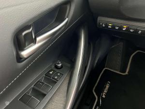 Black Toyota Corolla 2023 in Vilnius, with an engine capacity of 1.80 L and mileage of 72 thousand km for 21900 €, photo 25 on AUTOMOTO.COM.LV