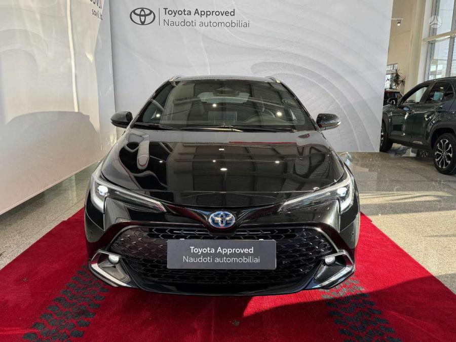 Melns Toyota Corolla 2024 Šauļi, ar dzinēja tilpumu 1.80 L un nobraukumu 53 tūkst. km par 23500 €, foto 3 vietnē AUTOMOTO.COM.LV
