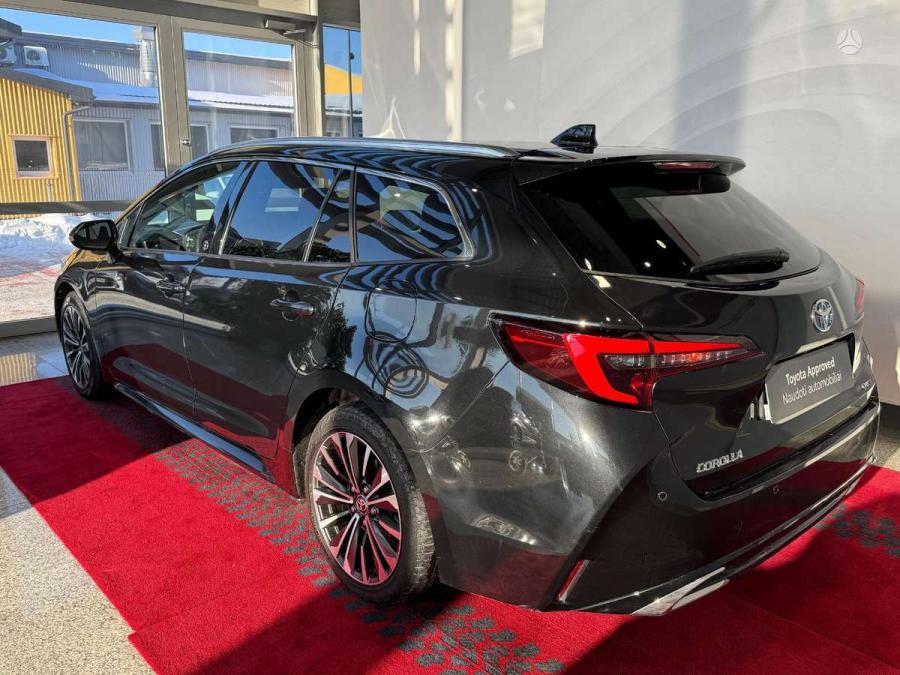 Melns Toyota Corolla 2024 Šauļi, ar dzinēja tilpumu 1.80 L un nobraukumu 53 tūkst. km par 23500 €, foto 6 vietnē AUTOMOTO.COM.LV