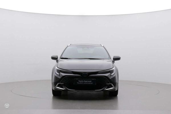 Black Toyota Corolla 2024 in Vilnius, with an engine capacity of 1.80 L and mileage of 29 thousand km for 26990 €, photo 6 on AUTOMOTO.COM.LV