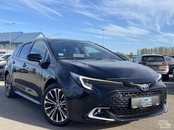 Black Toyota Corolla 2025 in Marijampole, with an engine capacity of 1.80 L and mileage of 32 thousand km for 24450 €, photo 4 on AUTOMOTO.COM.LV