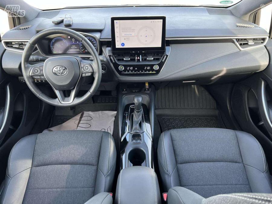 Black Toyota Corolla 2025 in Marijampole, with an engine capacity of 1.80 L and mileage of 32 thousand km for 24450 €, photo 14 on AUTOMOTO.COM.LV
