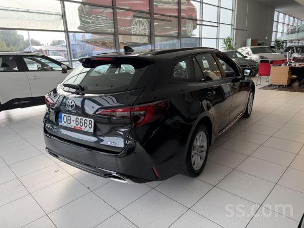 Melns Toyota Corolla 2025 Rīga, ar dzinēja tilpumu 1.80 L un nobraukumu 53 tūkst. km par 24900 €, foto 6 vietnē AUTOMOTO.COM.LV