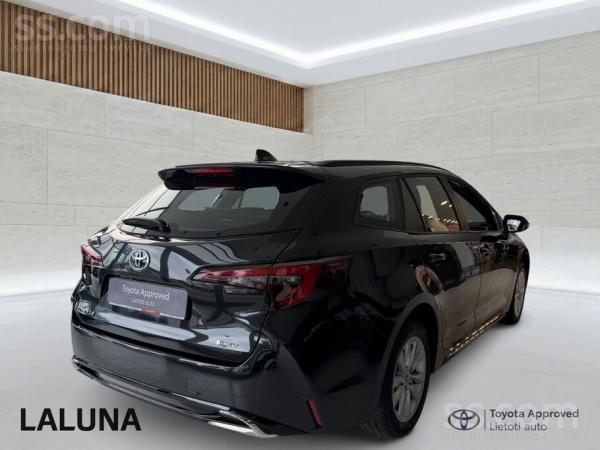 Melns Toyota Corolla 2025 Jēkabpils, ar dzinēja tilpumu 1.80 L un nobraukumu 53 tūkst. km par 23500 €, foto 3 vietnē AUTOMOTO.COM.LV