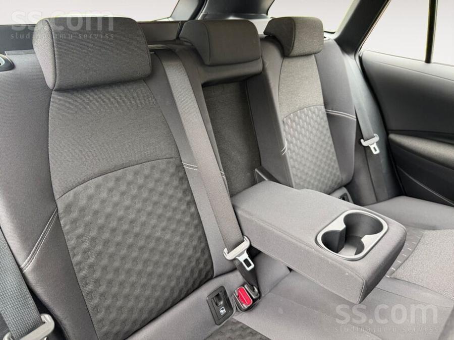 Melns Toyota Corolla 2025 Rīga, ar dzinēja tilpumu 1.80 L un nobraukumu 51 tūkst. km par 23900 €, foto 8 vietnē AUTOMOTO.COM.LV