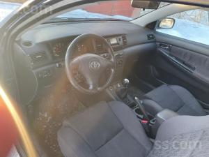 Zils Toyota Corolla 2003 Liepāja, ar dzinēja tilpumu 2.00 L un nobraukumu 219 tūkst. km par 1200 €, foto 4 vietnē AUTOMOTO.COM.LV