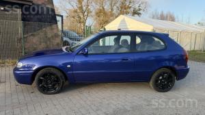 Синий Тойота Королла 2001 в Лиепая, объемом двигателя 1.60 л и пробегом 126 тыс. км за 3500 €, фото 3 на AUTOMOTO.COM.LV