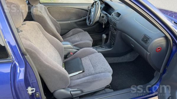 Zils Toyota Corolla 2001 Liepāja, ar dzinēja tilpumu 1.60 L un nobraukumu 126 tūkst. km par 3500 €, foto 10 vietnē AUTOMOTO.COM.LV