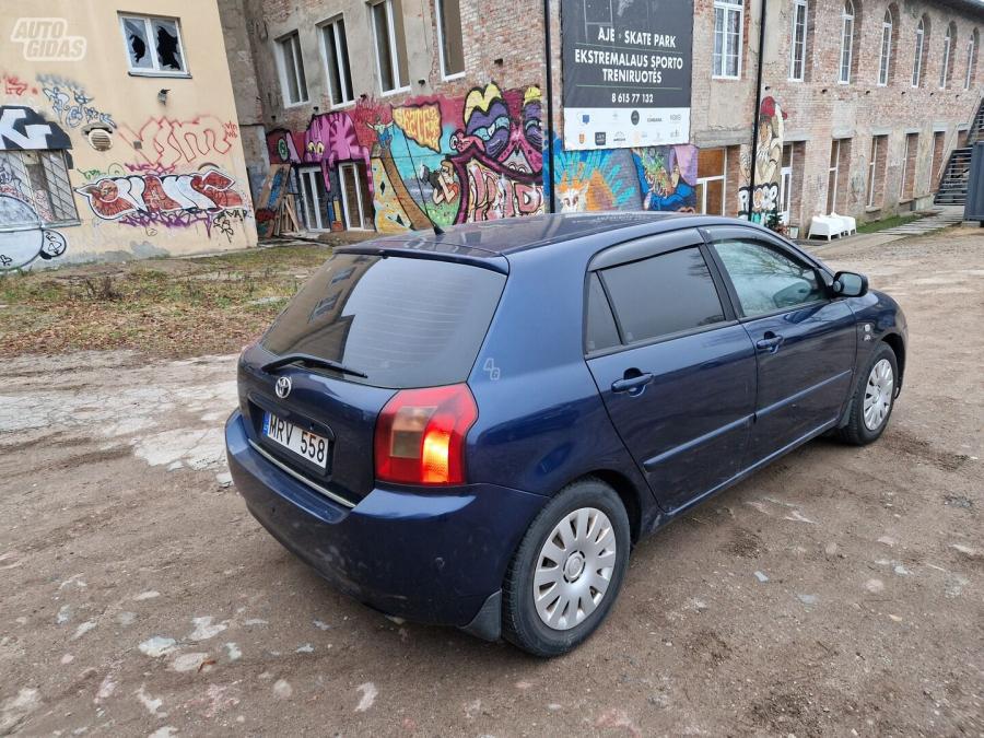 Blue Toyota Corolla 2002 in Klaipeda, with an engine capacity of 2.00 L and mileage of 220 thousand km for 500 €, photo 5 on AUTOMOTO.COM.LV