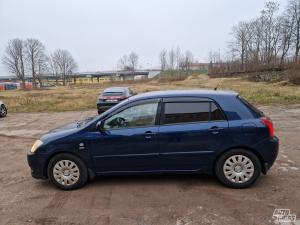 Blue Toyota Corolla 2002 in Klaipeda, with an engine capacity of 2.00 L and mileage of 220 thousand km for 500 €, photo 8 on AUTOMOTO.COM.LV